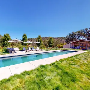 Great Oak Manor Villa Sonoma with Minimum Price 1592US$: Expert Review ...